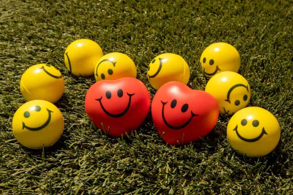 35 Amusing Emoji Riddles With Answers - Perfect Puzzles To Play With ...